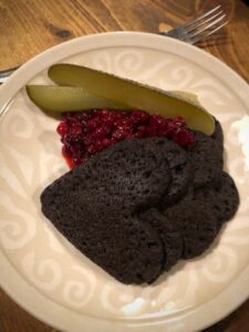 Veriletut – SAARISTON MARTTA